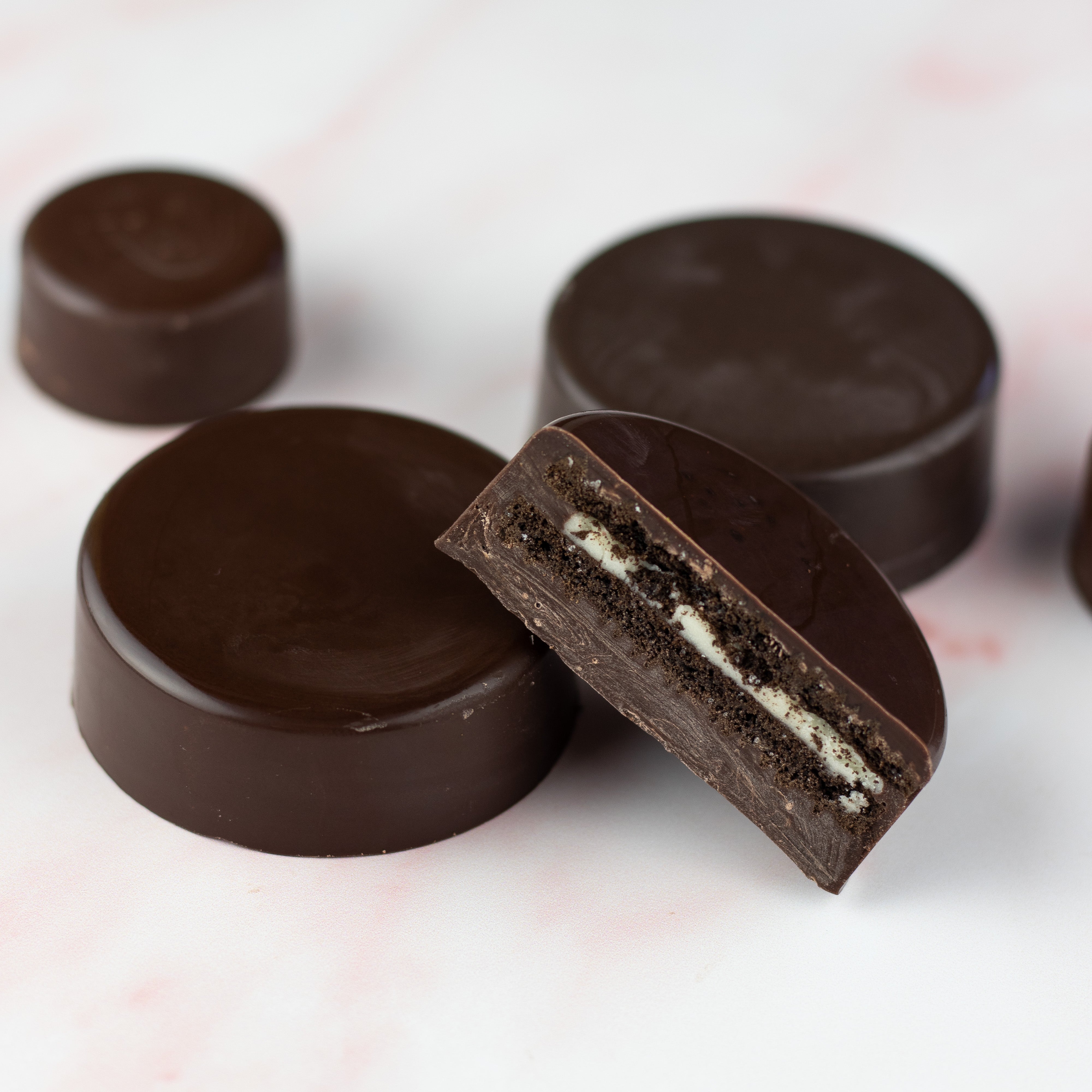 Chocolate covered cookie molds store